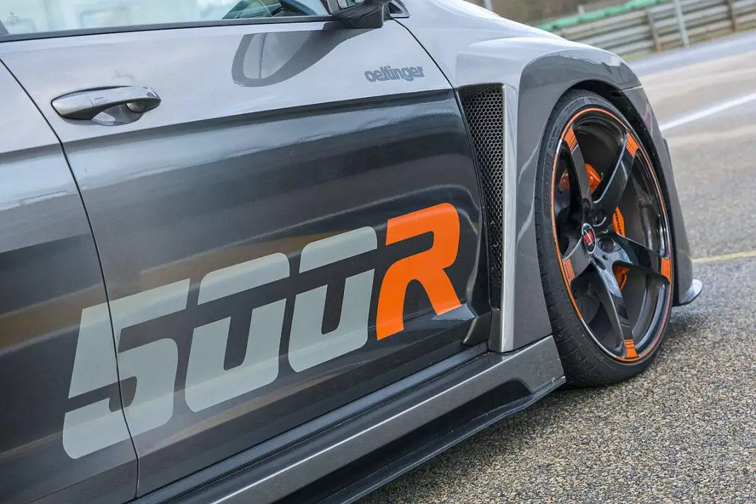 Oettinger présente son interprétation de la Golf 7R avec cette Golf ...